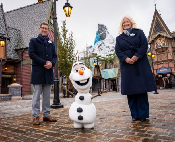 Disney Unveils Free-Roaming Robotic Olaf as Next Step in Immersive Park ...